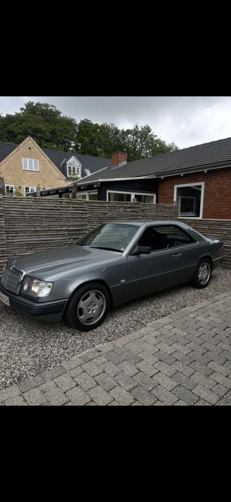 Mercedes-Benz E-Klasse (W124) CE-300 | Klassikermarkedet